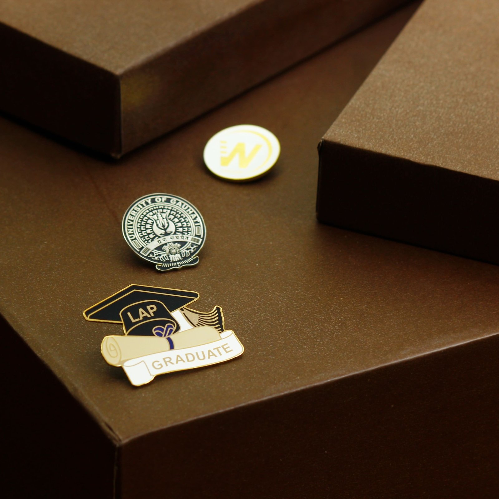 School lapel pins | university badges | college pin | pins for schools ...