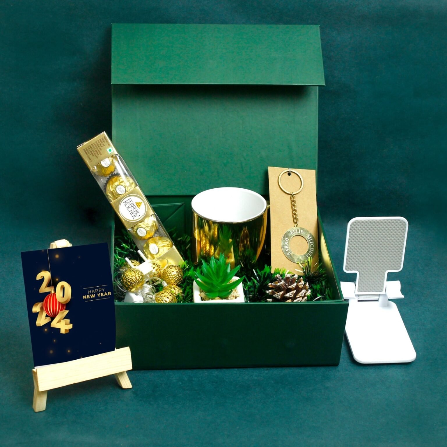 Unique Happy New year gifts Hampers | Happy New Year Gift Box